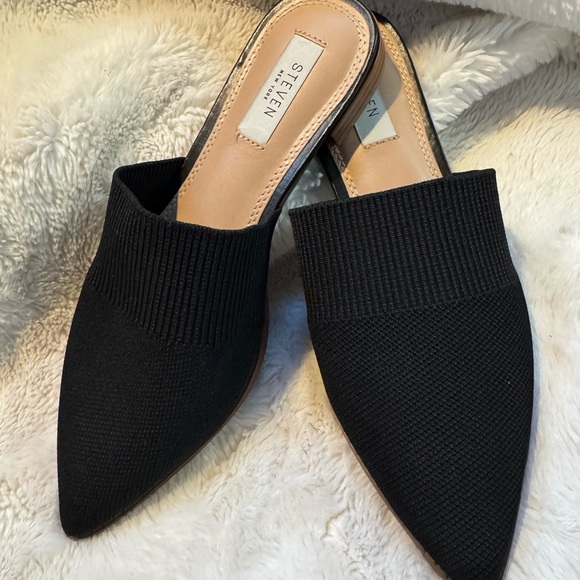 Steven New York | Shoes | Steven New York Black Pointed Toe Knit Mules ...